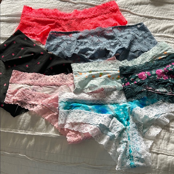 Victoria's Secret | Intimates & Sleepwear | Set Of 7 Pairs Of Cheeky ...